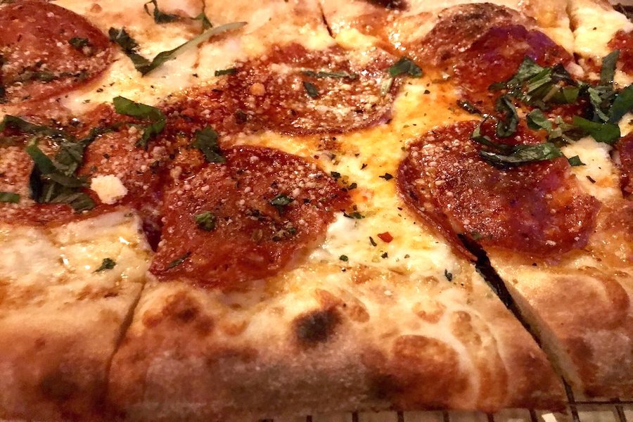 5 top spots for pizza in Seattle
