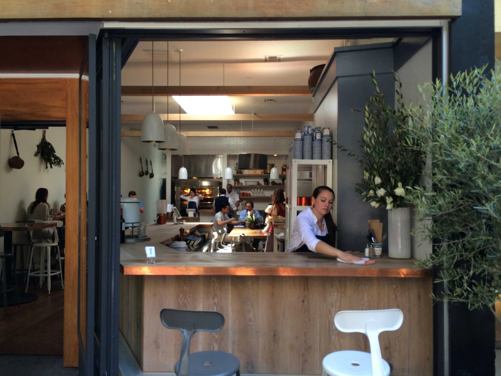 Souvla Opens Today On Hayes Street | Hoodline